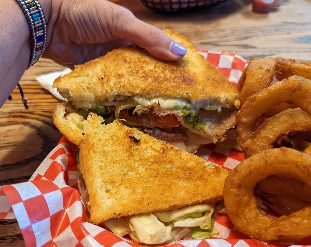 COUNTRY GRUB - Updated July 2024 - 24 Photos & 41 Reviews - 2419 S 1500 ...