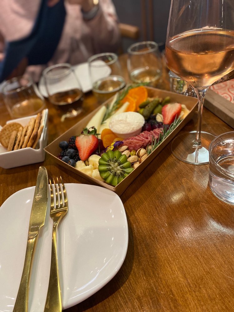 VROMAN’S BOOKSTORE - Updated April 2025 - 1331 Photos & 917 Reviews ...