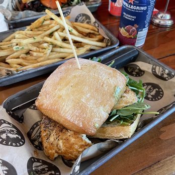 PDX SLIDERS - 854 Photos & 1156 Reviews - 1605 SE Bybee Blvd, Portland ...