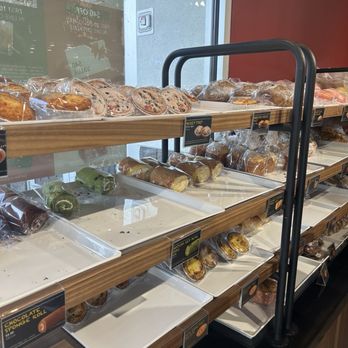 85°C BAKERY CAFE-ARROWHEAD RANCH - Updated December 2025 - 137 Photos ...