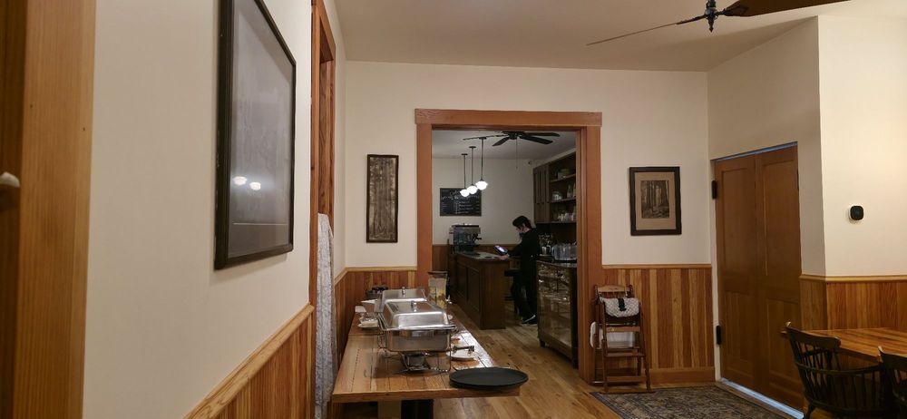 BUSH HOUSE GRILLE BAR - Updated October 2025 - 15 Photos - 308 5th St ...