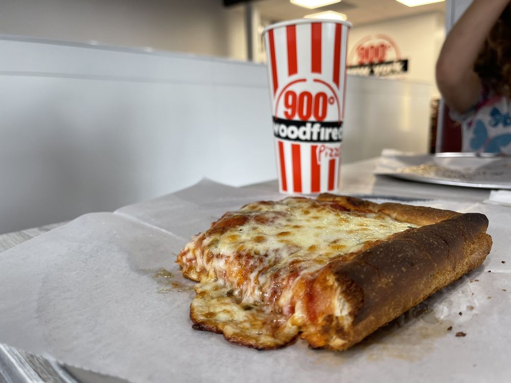 900 DEGREES NEW YORK PIZZA - Updated August 2025 - 83 Photos & 73 ...