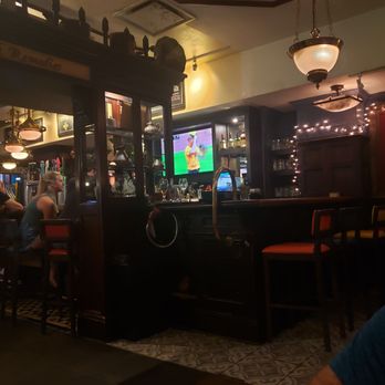 FADO IRISH PUB - Updated August 2024 - 191 Photos & 500 Reviews - 1500 ...