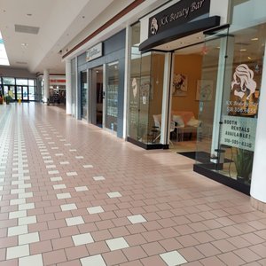 WILTON MALL - 79 Photos & 23 Reviews - 3065 Route 50, Saratoga Springs ...