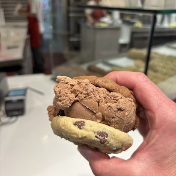 DIDDY RIESE COOKIES - Updated August 2025 - 3467 Photos & 5920 Reviews ...