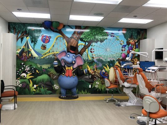 MAGICLAND CHILDRENS DENTAL OF RIALTO - Updated August 2025 - 83 Photos ...