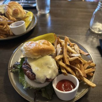 MAPLE SOUL - Updated October 2025 - 137 Photos & 96 Reviews - 13 School ...