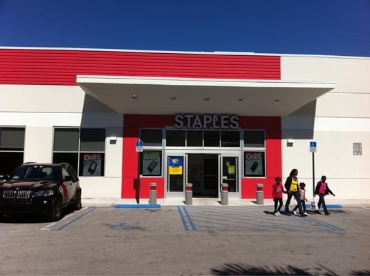STAPLES - Updated December 2025 - 40 Photos & 88 Reviews - 2121 ...
