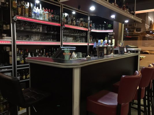 ELIS BAR - Luitenant Graffplein 4, Wemmel, Vlaams-Brabant, Belgium ...