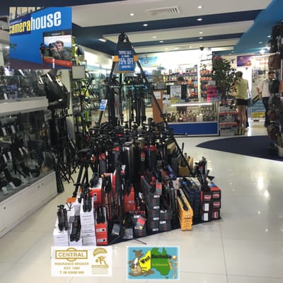 CAMERALAND CAMERA HOUSE & DUTY FREE - Updated August 2025 - 201 Oxford ...