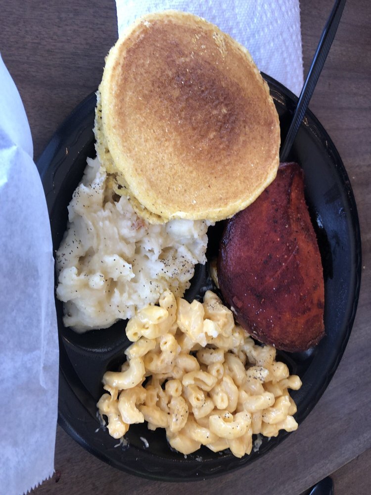 PERRYS SMOKING PIG - 47 Photos & 55 Reviews - White House, Tennessee ...