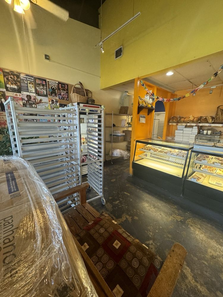 MOONLIGHT BAKERY - Updated July 2025 - 84 Photos & 195 Reviews - 2300 S ...