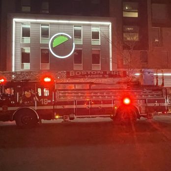 ELEMENT BOSTON SEAPORT DISTRICT - Updated December 2025 - 158 Photos ...