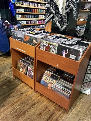MEMPHIS MUSIC RECORDS TAPES & SOUVENIRS - 24 Photos & 22 Reviews - 149 ...
