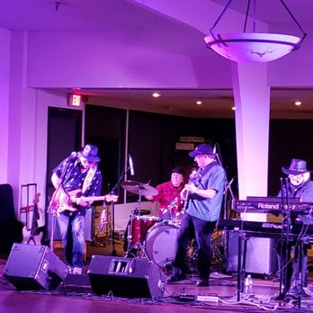 HIDDEN VALLEY COUNTRY CLUB - Updated January 2026 - 60 Photos & 21 ...