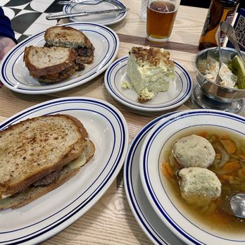 MAVEN’S DELICATESSEN - Updated October 2024 - 189 Photos & 249 Reviews ...