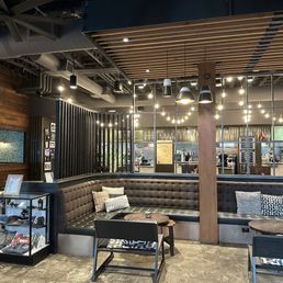 AVANTI FOOD & BEVERAGE - Updated January 2026 - 507 Photos & 270 ...