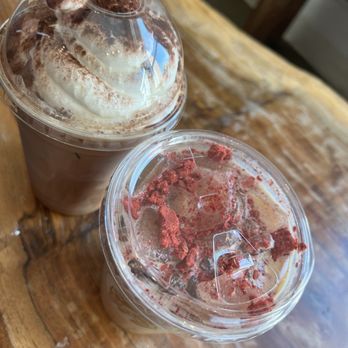 PANGOLIN CAFÉ - Updated September 2024 - 625 Photos & 295 Reviews - 955 ...