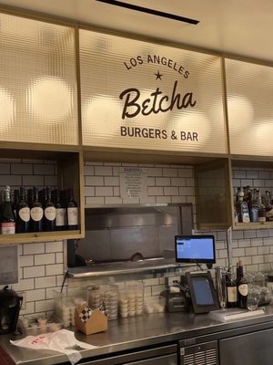 BETCHA BURGERS AND BAR - Updated July 2024 - 121 Photos & 74 Reviews ...