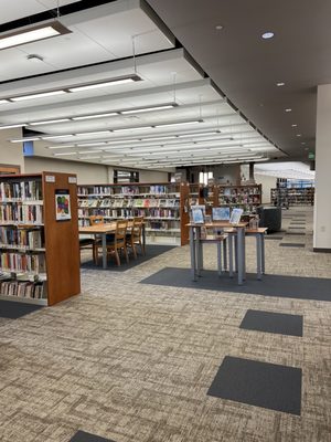 OAK CREEK PUBLIC LIBRARY - Updated October 2025 - 18 Photos - 8040 S ...
