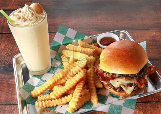 SLAP BURGER BAR - 31 Photos & 23 Reviews - 105 Ave A, Denton, Texas ...