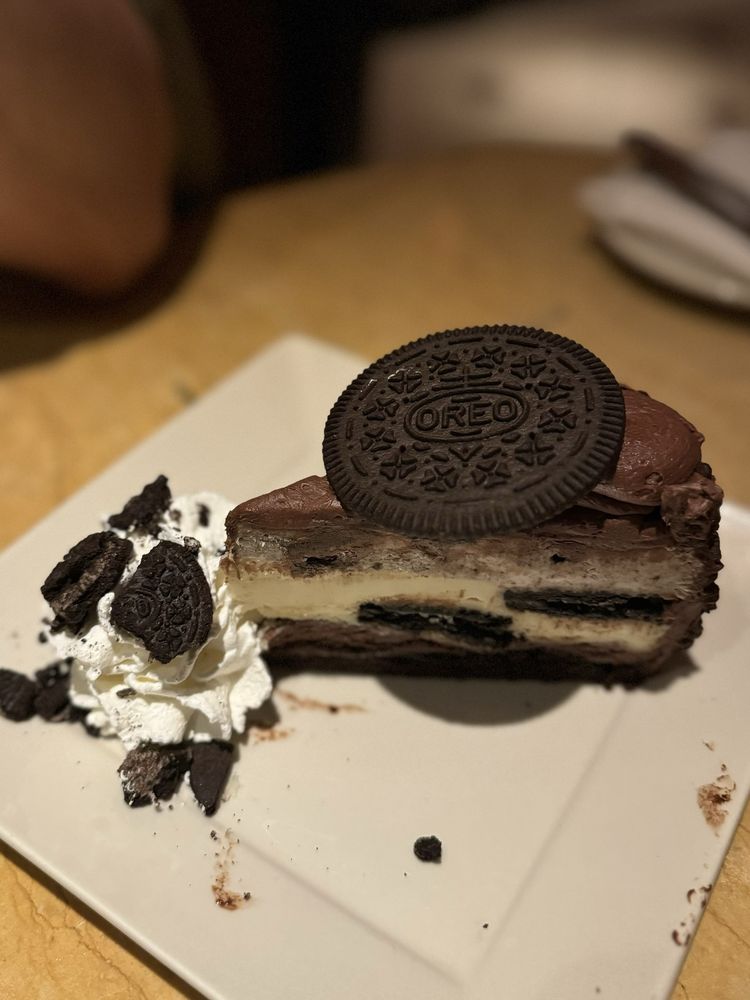 THE CHEESECAKE FACTORY - Updated July 2025 - 853 Photos & 890 Reviews ...