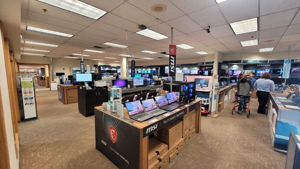 MICRO CENTER - Updated December 2025 - 109 Photos & 328 Reviews - 13929 ...