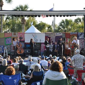 DOWNTOWN DUNEDIN CRAFT FESTIVAL - Updated May 2025 - 271 Main St ...