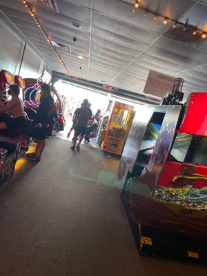 HOLLYWOOD ARCADE - Updated July 2025 - 12 Photos - 802 Boardwalk, Ocean ...