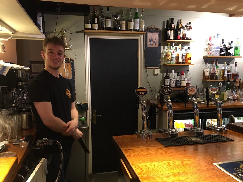 GOLDEN CROSS INN - Updated January 2025 - Black Jack Street ...