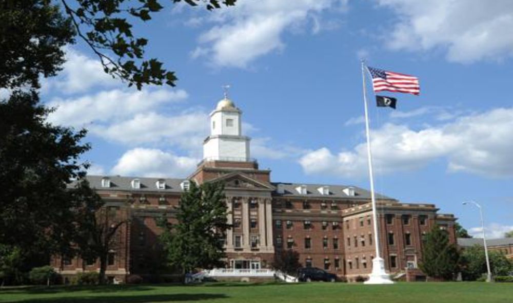 LYONS VA MEDICAL CENTER - Updated October 2025 - 151 Knollcroft Rd ...