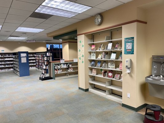 RANCHO CUCAMONGA PUBLIC LIBRARY - Updated October 2025 - 54 Photos & 63 Reviews - 7368 Archibald ...