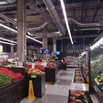 ADONIS - Updated June 2024 - 19 Photos & 19 Reviews - 225 Rue Peel ...