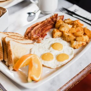 CRAFT FOOD HOUSE - 23 Photos - 201 Division Street, Cobourg, Ontario ...