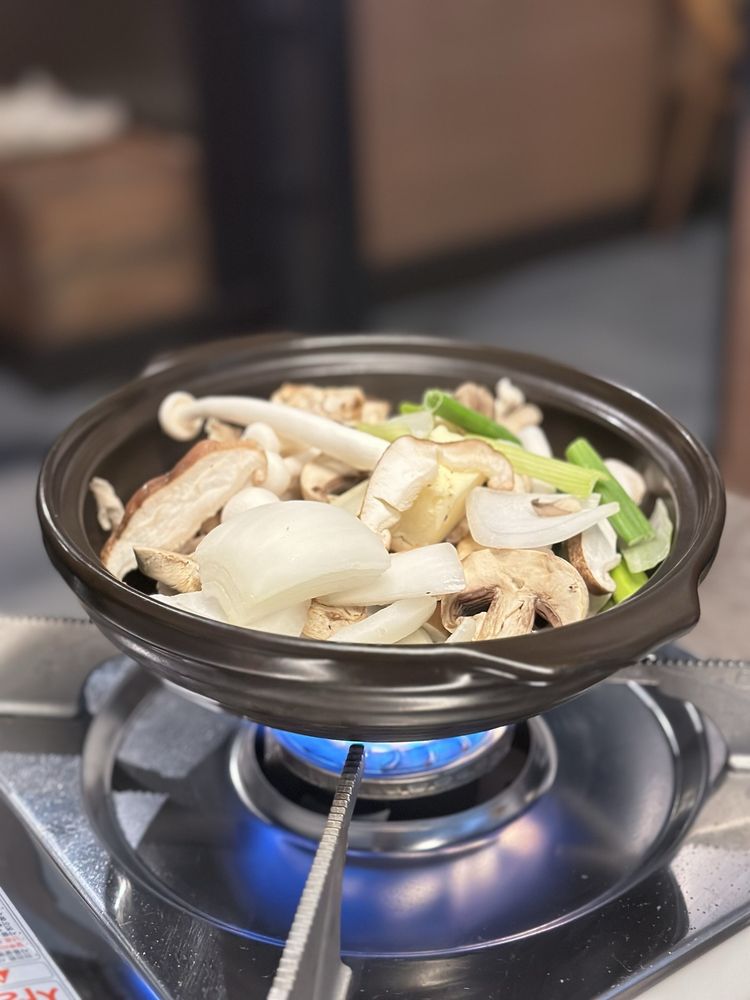 JINJEE - Updated August 2025 - 91 Photos & 19 Reviews - 880 River Rd ...