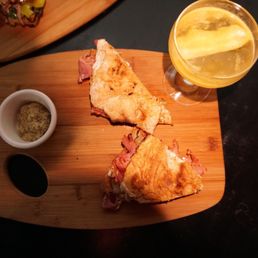 PATTERN BAR - Updated August 2025 - 324 Photos & 485 Reviews - 100 W ...