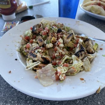 GATORS PORTSIDE - Updated July 2024 - 167 Photos & 206 Reviews - 683 ...