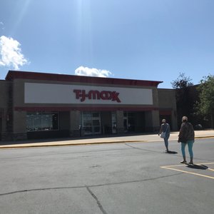 TARGET - Updated November 2025 - 17 Photos & 10 Reviews - 2100 Paul ...