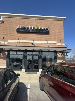 MIDDLE EATS - Updated April 2025 - 12 Photos - 17673 Hall Rd, Macomb ...
