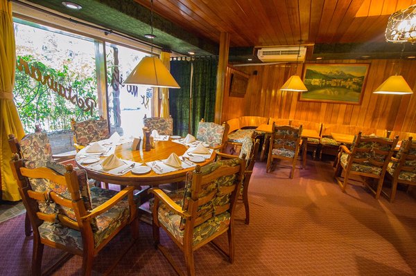 LUZERN STEAKHOUSE - Updated July 2025 - 22 Photos - St. Moritz Road ...