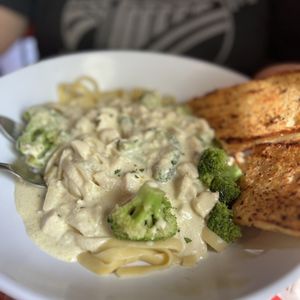 MR SUB - Updated July 2025 - 16 Photos & 25 Reviews - 825 S Main St ...