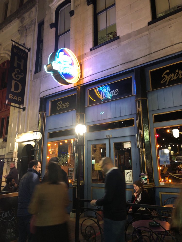 LITTLE DIPPER LOUNGE - 62 Photos & 65 Reviews - Bars - 304 Main St ...