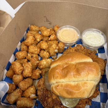 BERWYN CHICKEN - Updated October 2025 - 78 Photos & 67 Reviews - 7021 ...