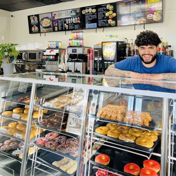 WINCHELL’S DONUT HOUSE - Updated November 2025 - 27 Photos & 10 Reviews ...