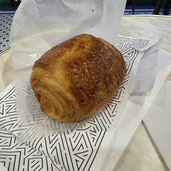 LEA - Updated August 2025 - 187 Photos & 100 Reviews - 70 E Lake St ...