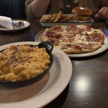 THE NAKED PIG - Updated March 2025 - 172 Photos & 75 Reviews - 922 3rd ...