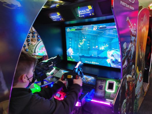 AVALON CINEMA - ELECTRIC CASTLES WUNDERLAND - Updated December 2025 ...