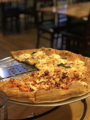 BROZINNI PIZZERIA - Updated October 2024 - 140 Photos & 169 Reviews ...