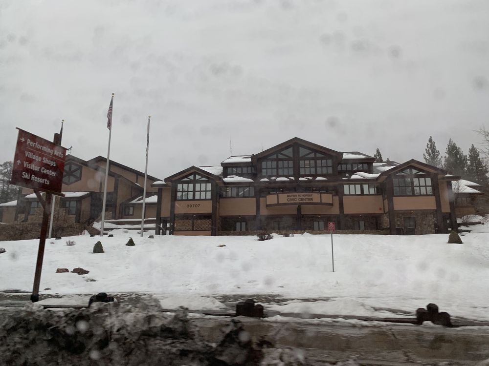 BIG BEAR RESORTS - Updated May 2024 - 39935 Trail Whispering Pnes, Big ...