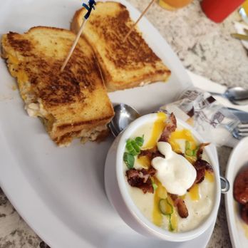 THE STILLY DINER - Updated December 2025 - 346 Photos & 499 Reviews ...